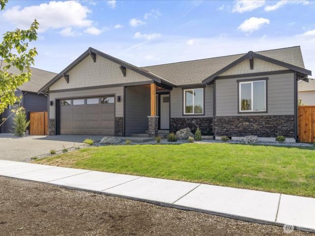 900 NW Shire St, Oak Harbor, WA 98277 | Compass