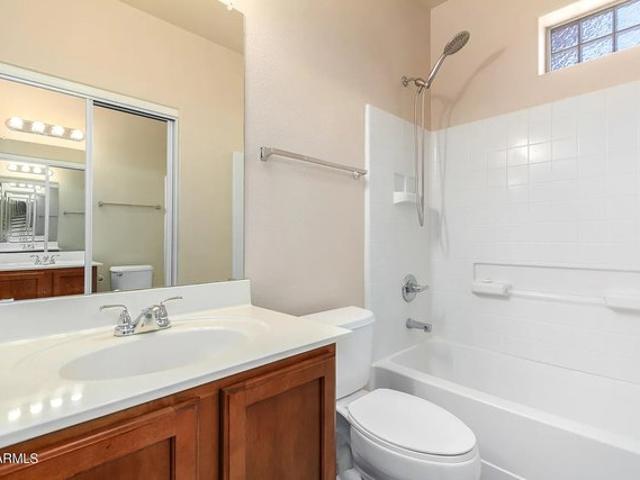 900 S 94th St Apt 1052, Chandler, AZ 85224