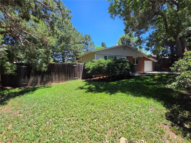 900 S Pratt Parkway