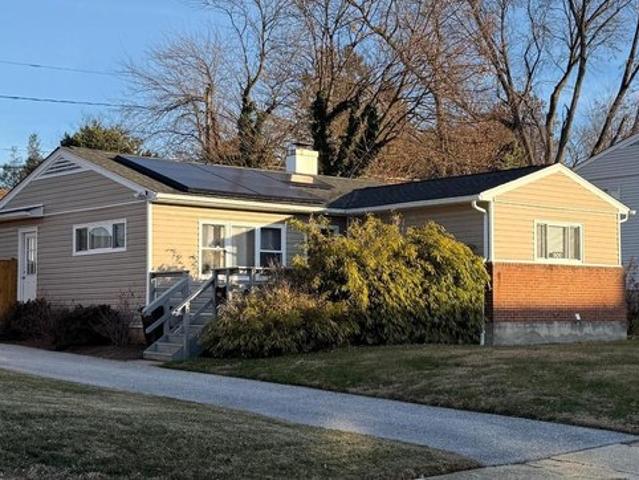 900 Southridge Rd, Catonsville, MD 21228