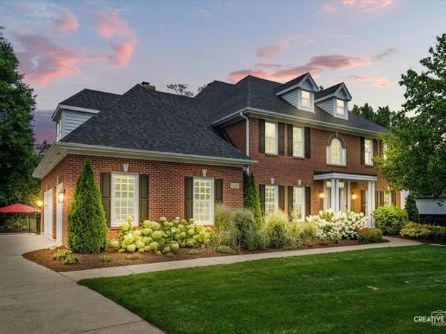 900 Sheehan Ave, Glen Ellyn, IL 60137