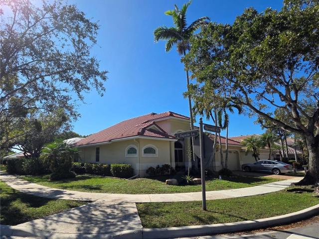 900 Spoonbill Cir, Weston, US, FL