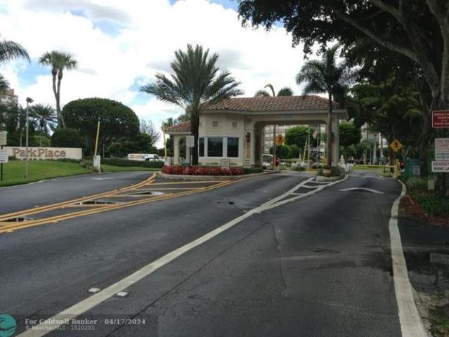 900 St Charles Pl #506, Pembroke Pines, FL 33026