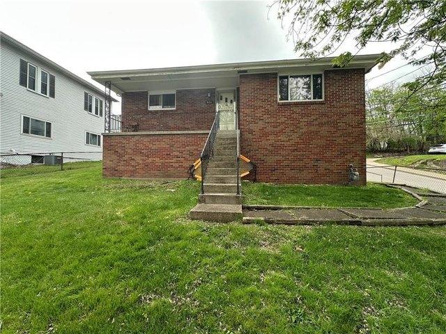 900 State Ave, Coraopolis, PA 15108
