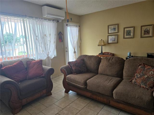 900 SW 11th Ave, Unit 12A, Hallandale Beach, FL 33009 | MLS #A11952