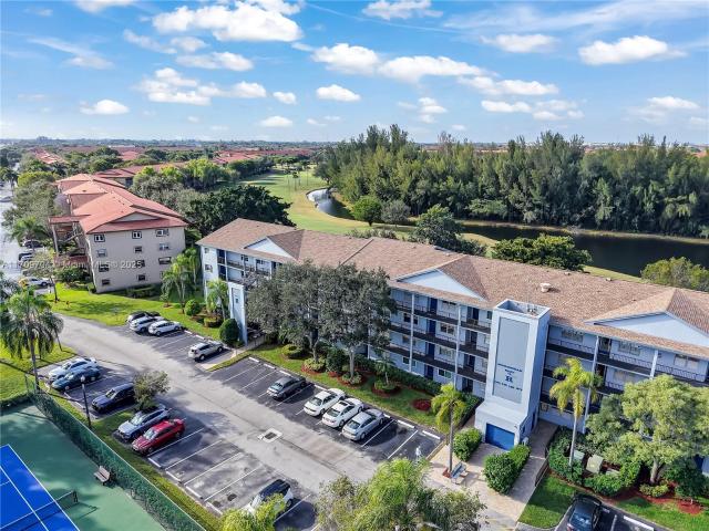 900 SW 125th Way, Unit 304R, Pembroke Pines, FL 33027 | MLS #A11709