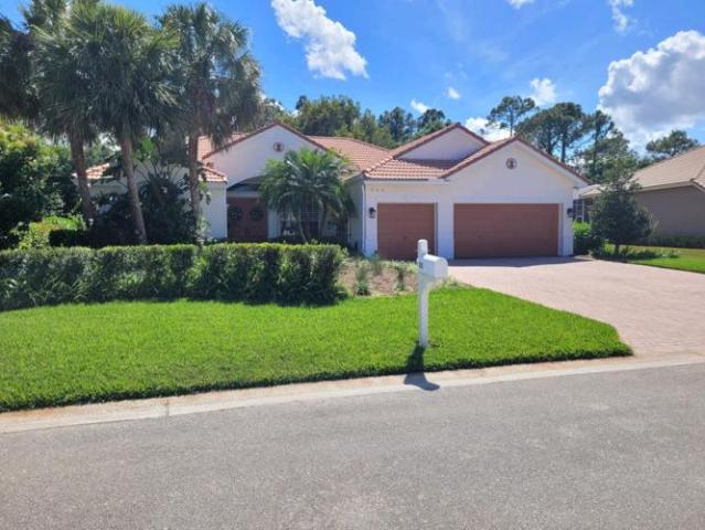 900 SW Bromelia Terrace, Stuart, FL 34997