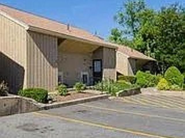 900 Post Rd, Warwick, RI 02888