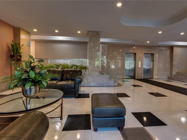 900 Palmer Road 7D
