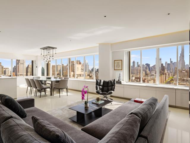 900 Park Avenue, New York, NY