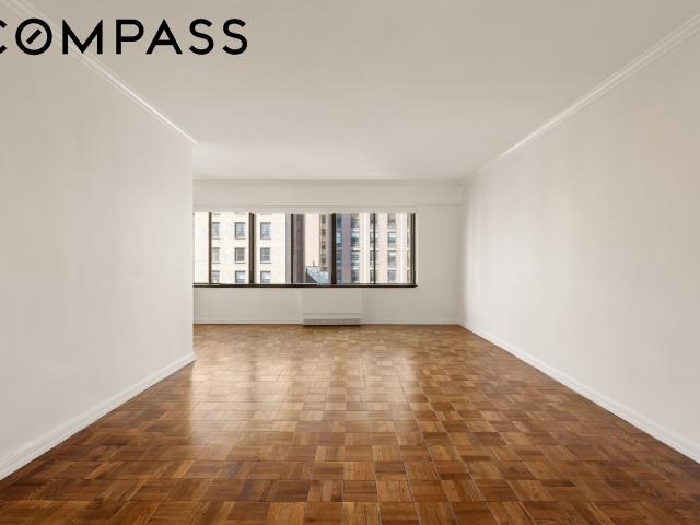 900 Park Avenue, New York, NY