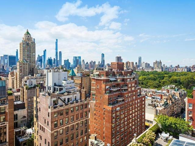 900 Park Avenue, New York, NY