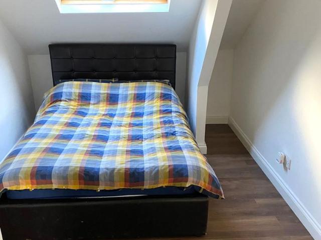 £900 PCM, Furnished One Bedroom Second Floor Flat in Clive Street, Grangetown, Cardiff, CF11 7JD