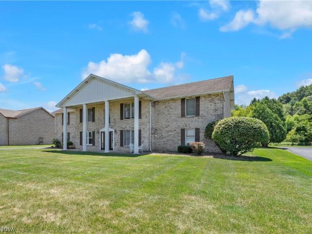 900 Pearson Circle 1