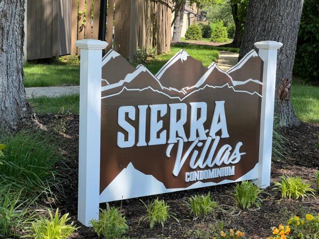 $900 / Private Room + Bath – At Sierra Villas