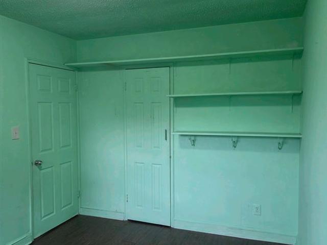 $900 Room for rent with immediate availability