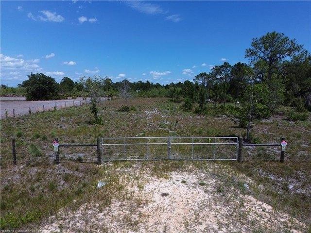 900 Ranchette Dr, Lorida, FL 33857