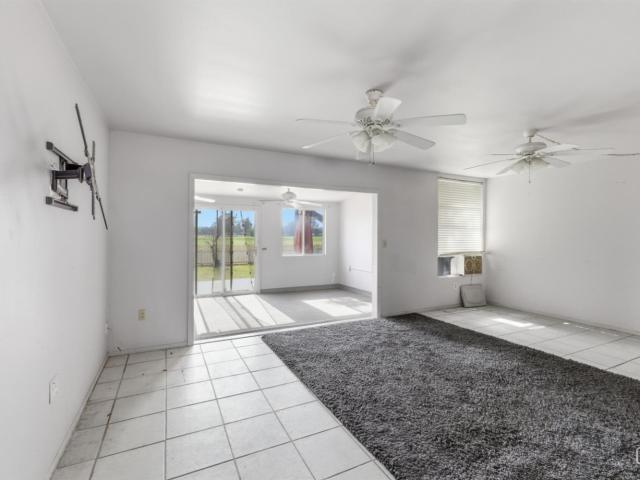 900 River Oaks Drive