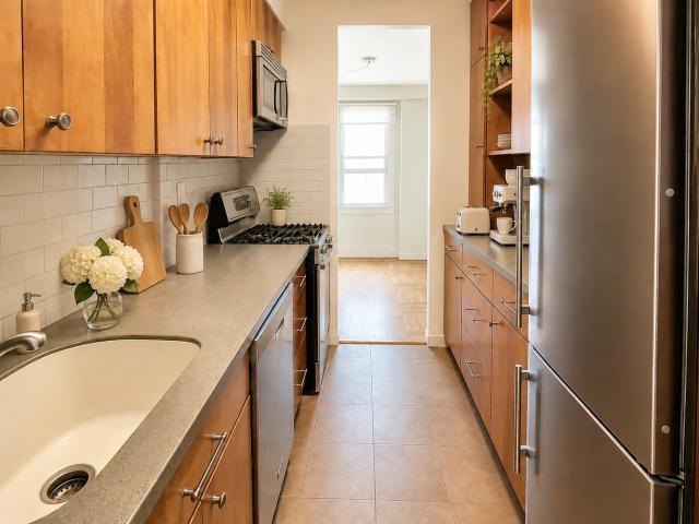 900 W 190TH Street 9B
