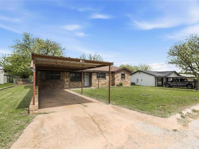 900 W 2nd Street