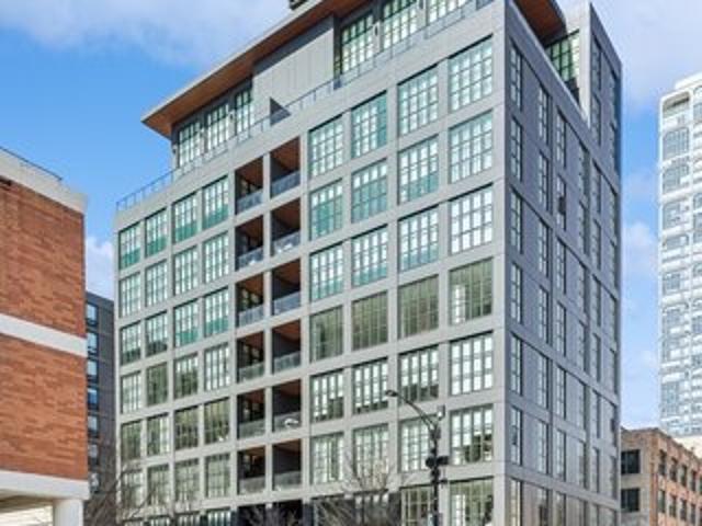 900 W Washington Blvd Apt 202, Chicago, IL 60607