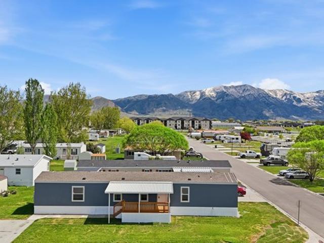 900 W Main St Trlr 77A, Tremonton, UT 84337