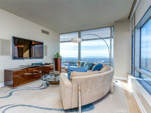 900 W Olympic Blvd, Los Angeles, CA 90015 | MLS #AR26085 | Compass