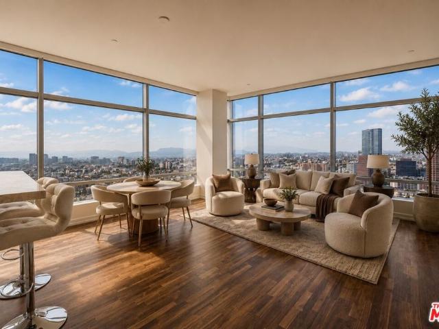 900 W Olympic Boulevard 34J