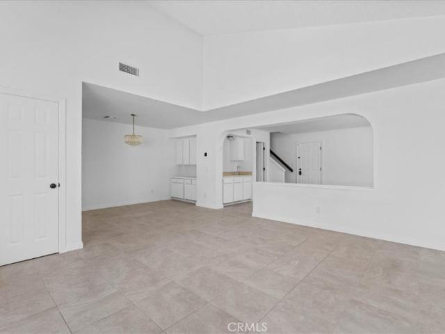 900 W Sierra Madre 44