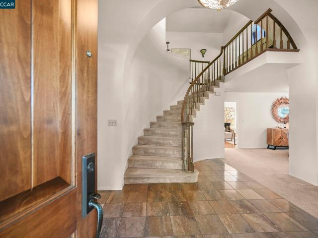 900 Woodland Dr
