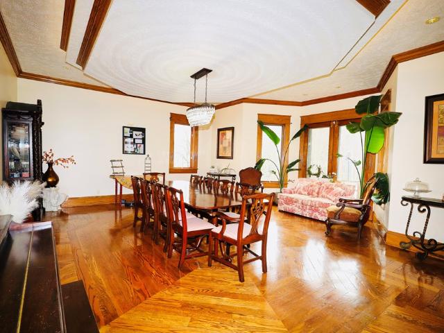 900 Tanager Drive