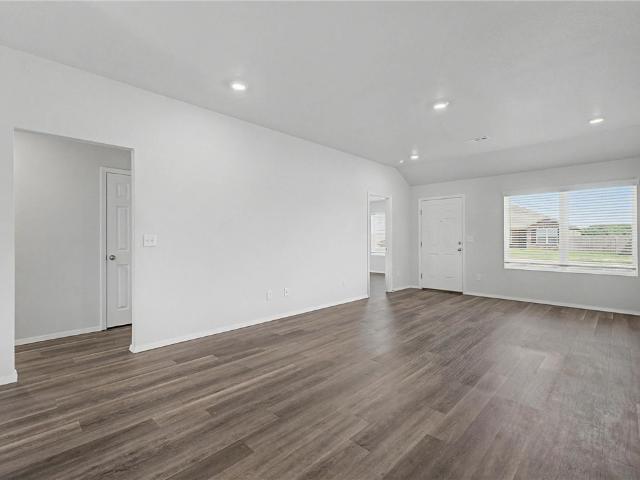 900 Tanner Drive