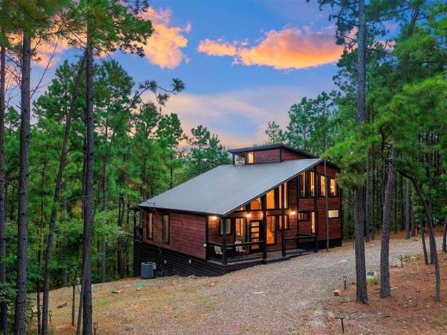 900 Timberline Trl, Broken Bow, OK 74728