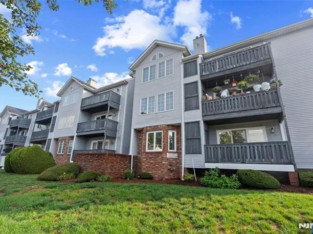 900 Van Houten Ave Apt A2, Clifton, NJ 07013