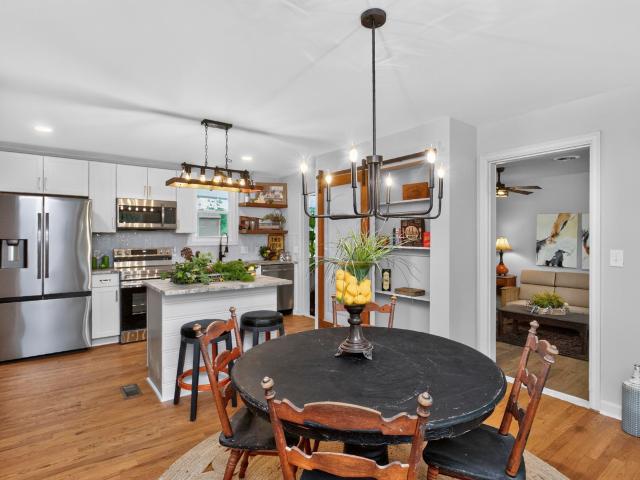 900 Vantrease Rd