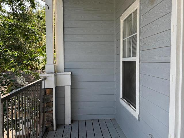 900 Vista Lake Drive # 201
