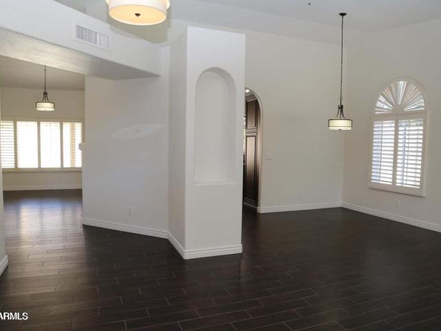 9014 e larkspur drive