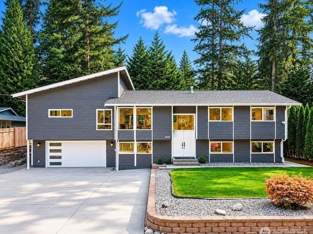 9014 st Ave NE, Redmond, WA 98052
