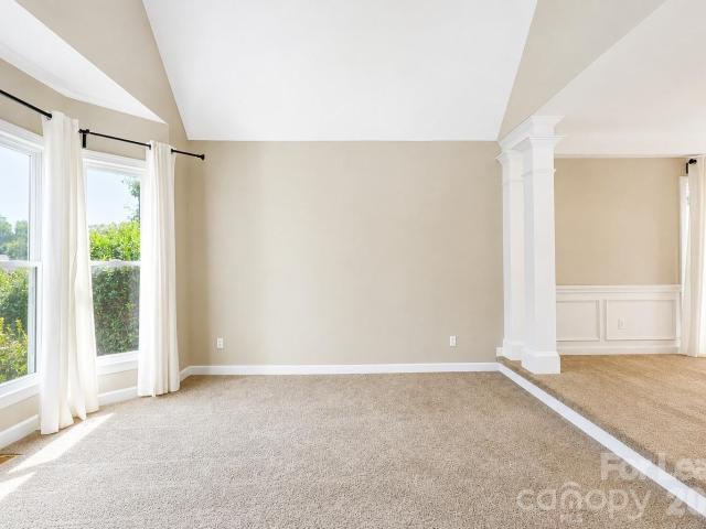9015 Chimney Ridge Trail