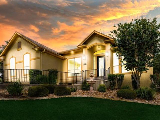 9015 Tuscan Hills Dr, Garden Ridge, TX 78266