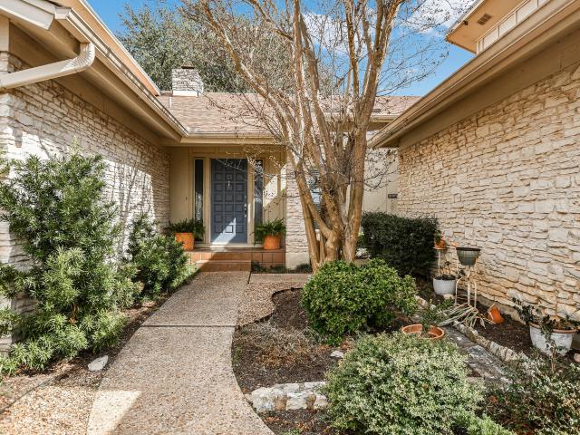 9016 Balcones Club Dr, Austin, TX 78750 | MLS #1395 | Compass