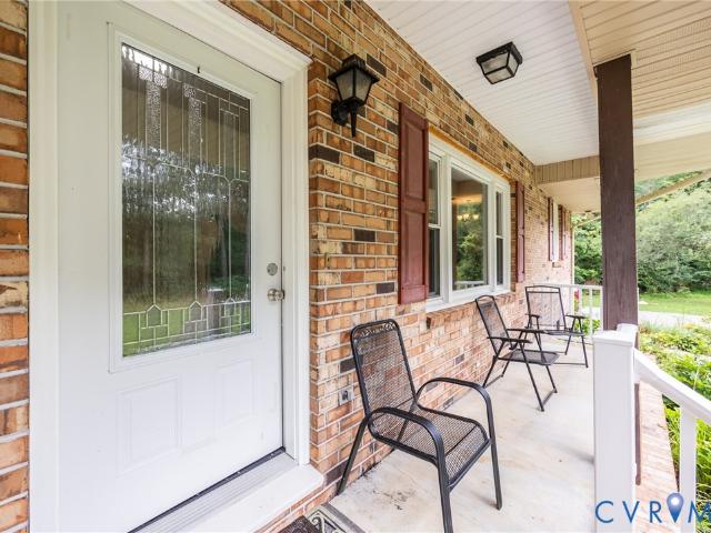 9016 Robin Rd, Disputanta, VA 23842 | MLS #2614