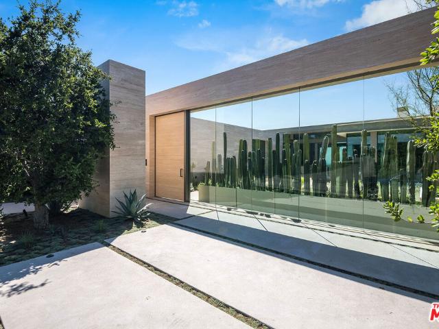 9016 Thrasher Ave, Los Angeles, CA 90069 | MLS #26843