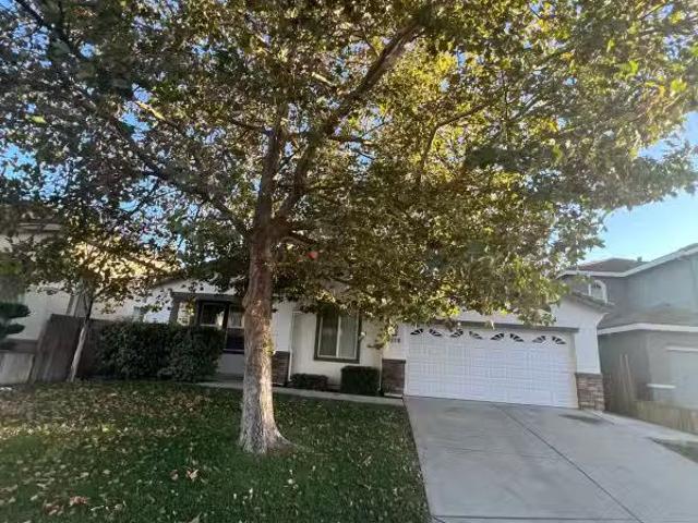 9016 Tillander Way, Elk Grove, CA 95624
