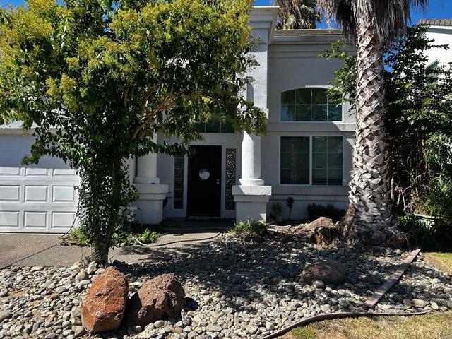 9017 Cobble Crest Dr, Sacramento, CA 95829