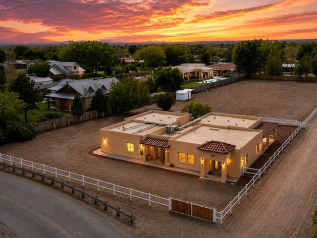 9017 Guadalupe Trl NW, Albuquerque, NM 87114