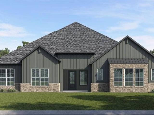 9017 Hidden Meadow Dr, Edmond, OK 73007