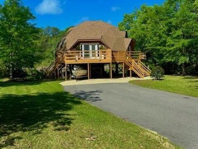 9017 W Simmons Cir, Ocean Springs, MS 39564