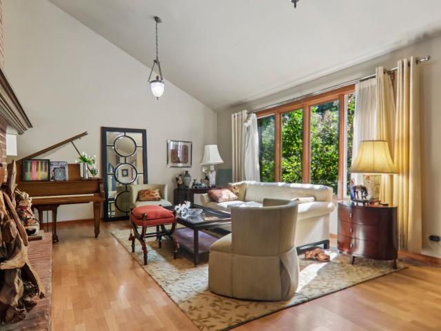 9017 Wildrose Lane