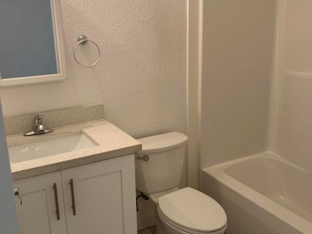 90184 Overseas Hwy, Unit 7, Tavernier, FL 33070 | MLS #619476 | Compass